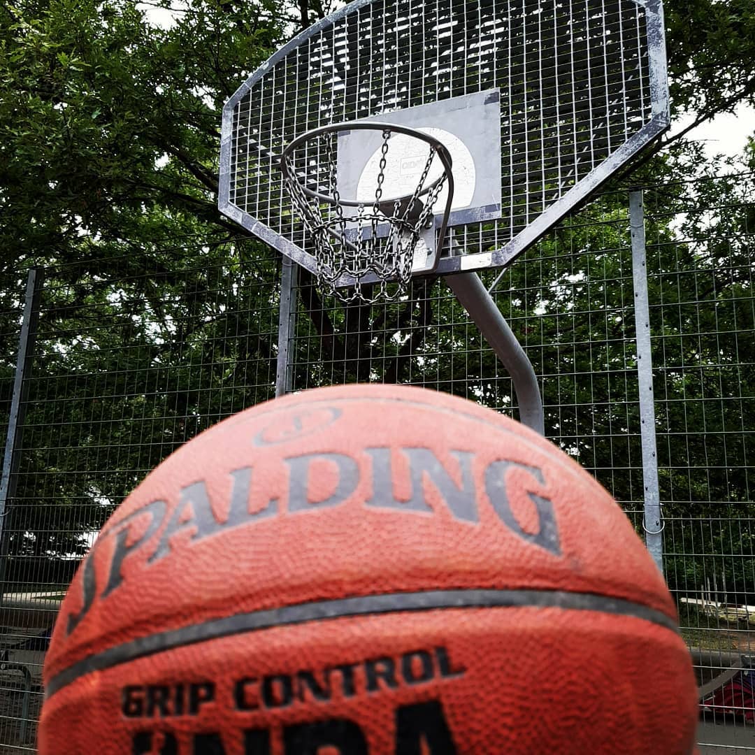 Häufige Fragen rund um Basketball - Full Court